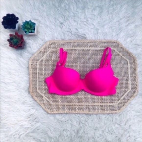 PINK Victoria's Secret | Intimates & Sleepwear | Vspink Wear Everywhere ...